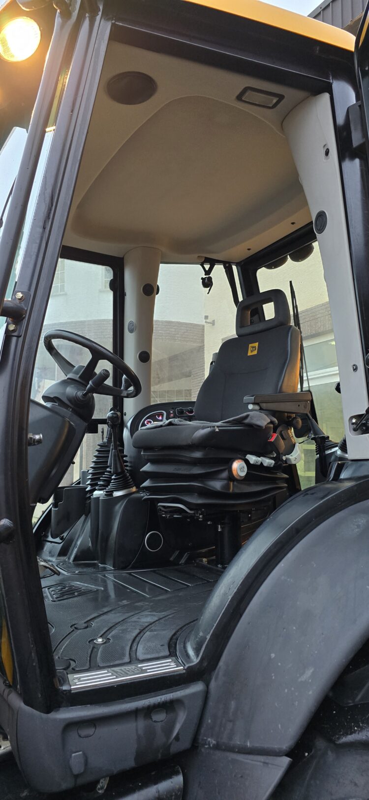 JCB 4CX ECO - Bageri.hr